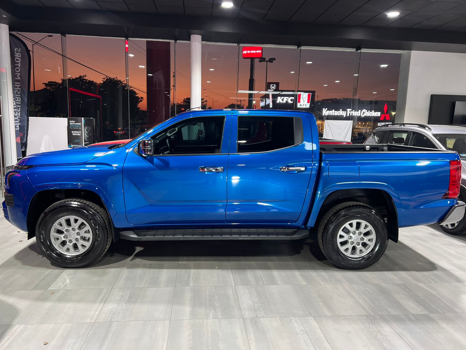 AUTOPOLIS MONTERREY SA DE CV