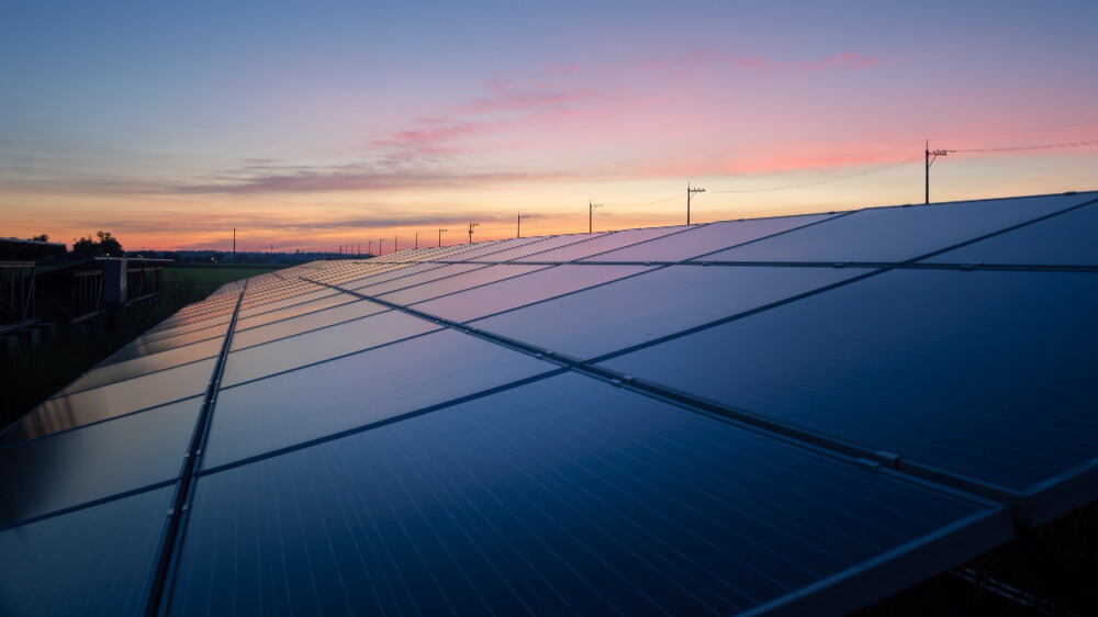 Jalisco y Solfium impulsan energía solar con convenio estratégico