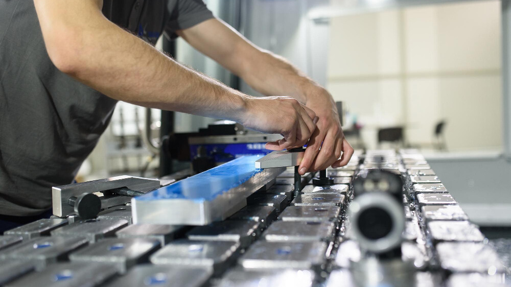 EGO Componentes Electrónicos inaugura su primera planta en Guanajuato